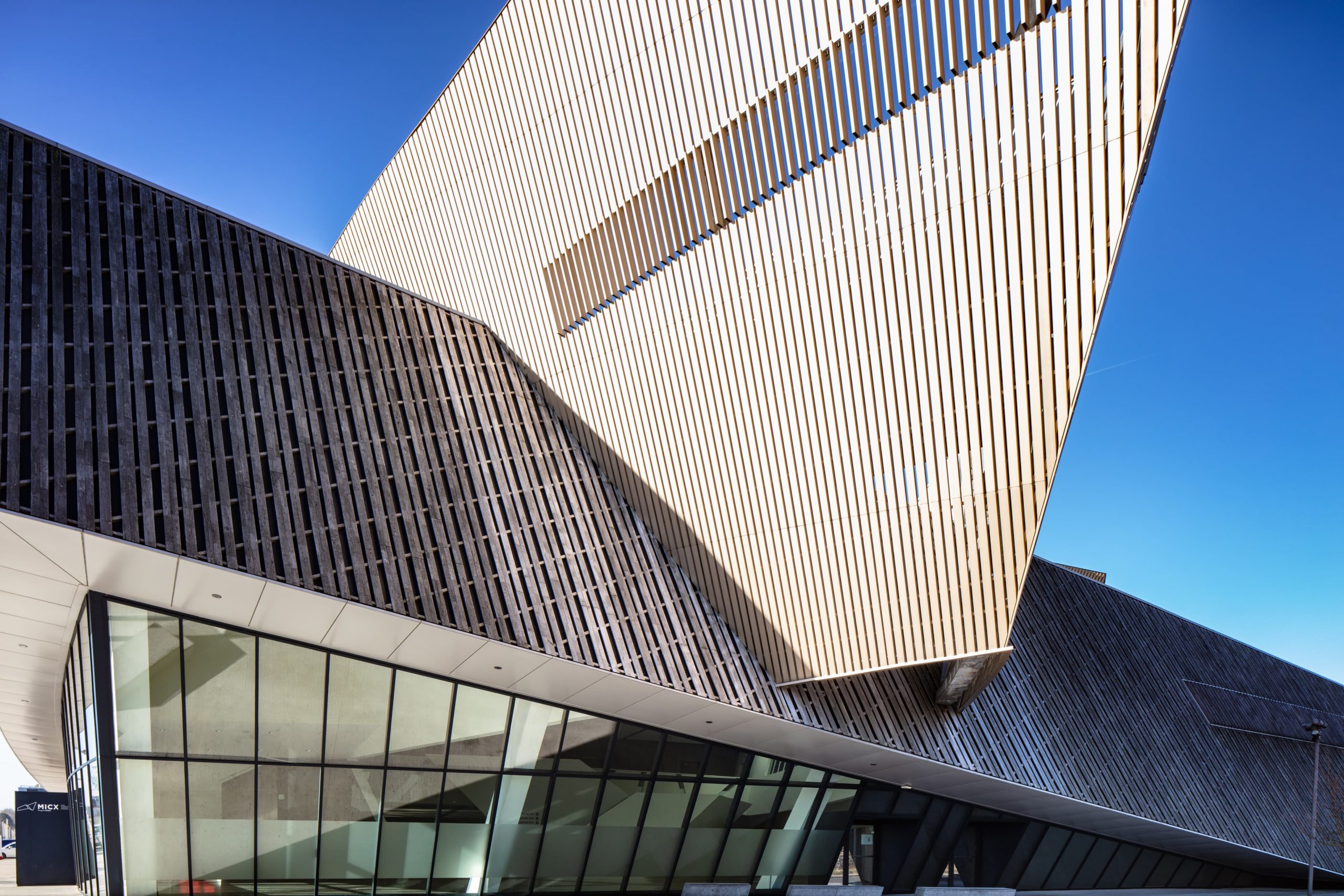 Architecture Photographer | Eric Bouvier | Wallonia Conference Center, Mons